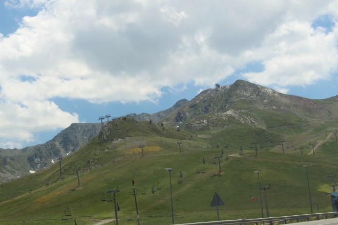 Escape to the Pyrenees – Eat, Drink, Move (Repeat)